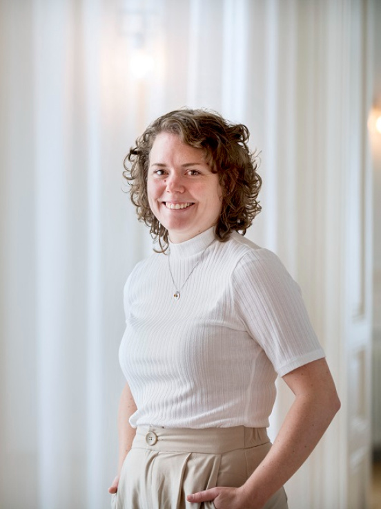 All researchers are passionate experts and academics. - Hotelschool ...