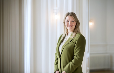 All researchers are passionate experts and academics. - Hotelschool ...